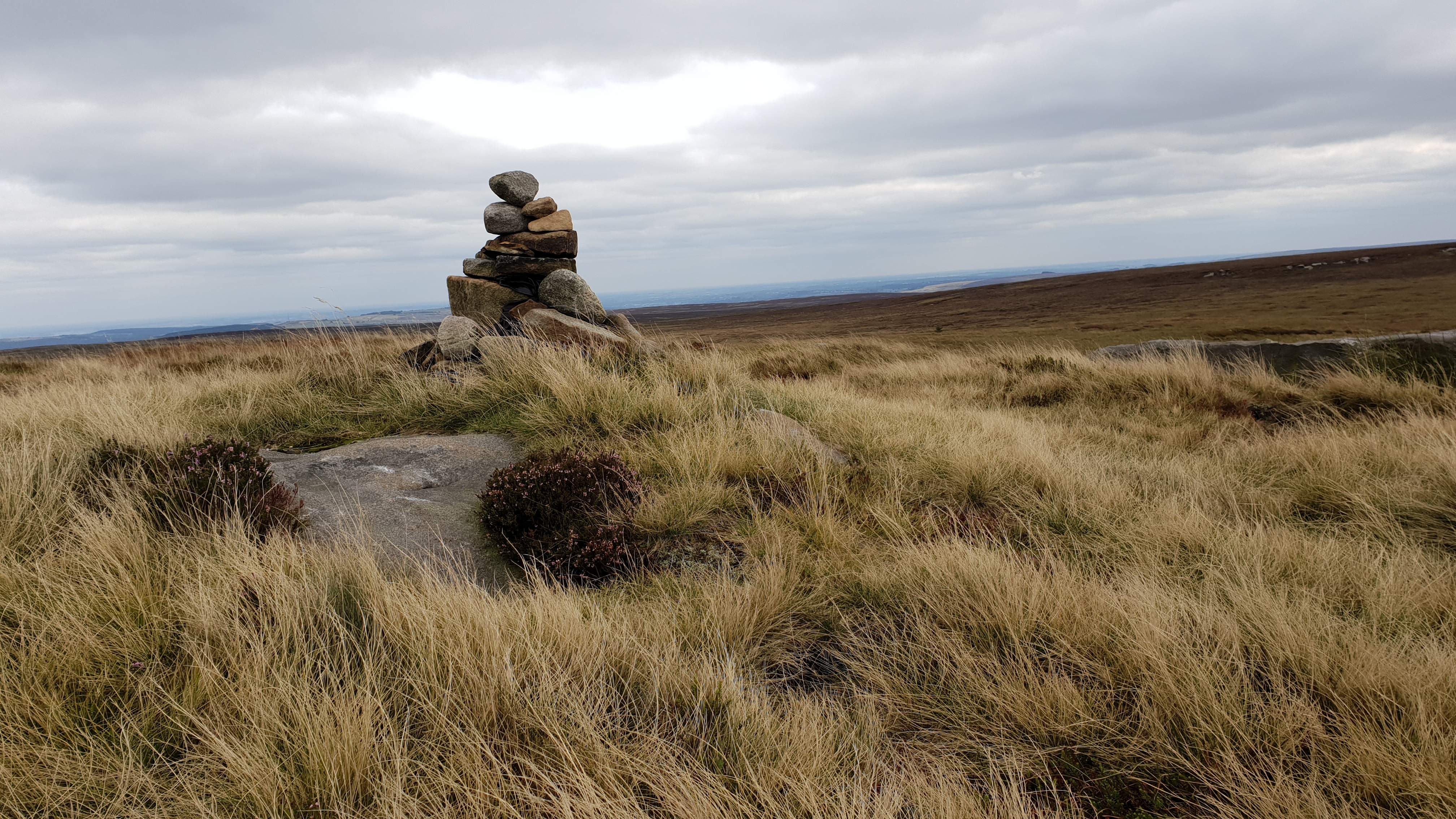 Gritstone Edge : Peak District - walking on the edge.